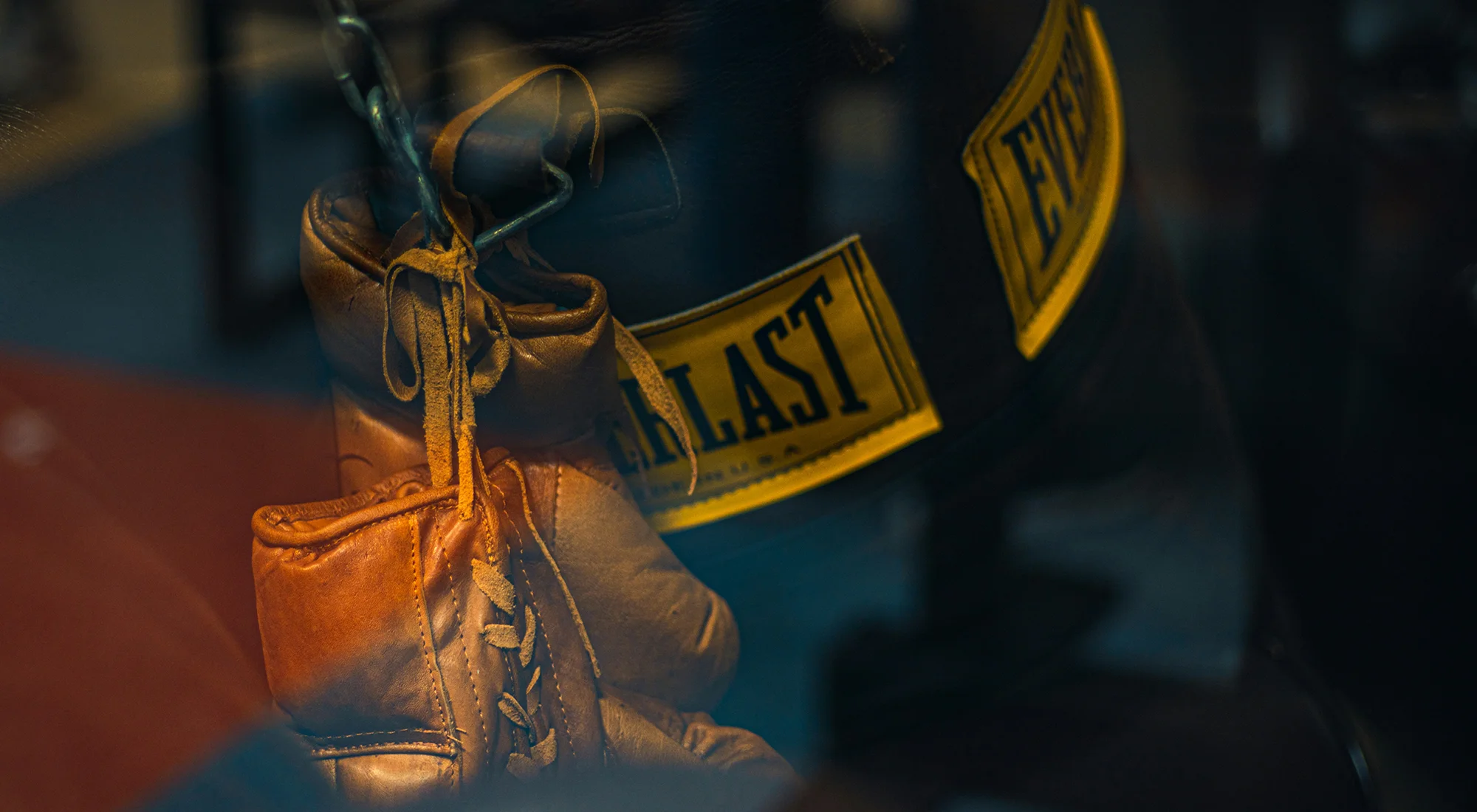 Everlast: что за бренд, история компании и развитие легендарной ...