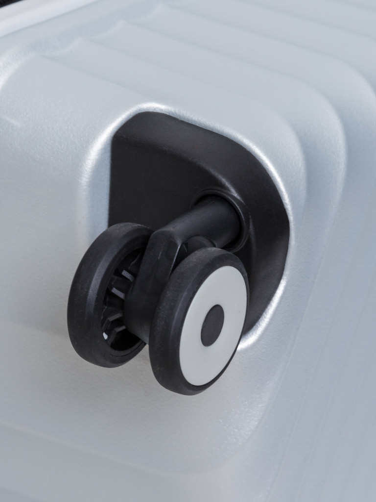 Чемодан Robinzon серебристый цвет — купить за 15330 руб. со скидкой 30 %, отзывы в интернет ...