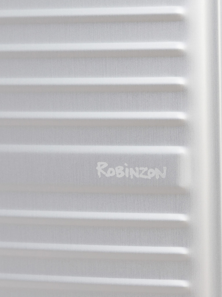 Чемодан Robinzon серебристый цвет — купить за 39900 руб., отзывы в интернет-магазине Спортмастер ...