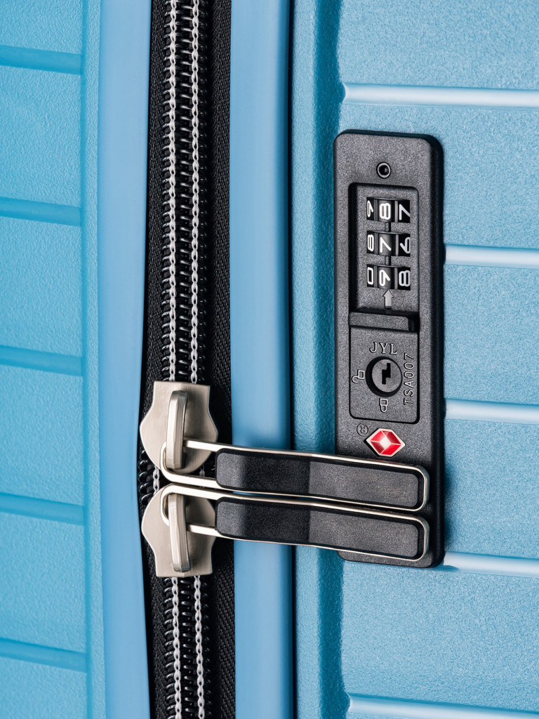 Чемодан Robinzon голубой цвет — купить за 6965 руб. со скидкой 65 %, отзывы в интернет-магазине ...