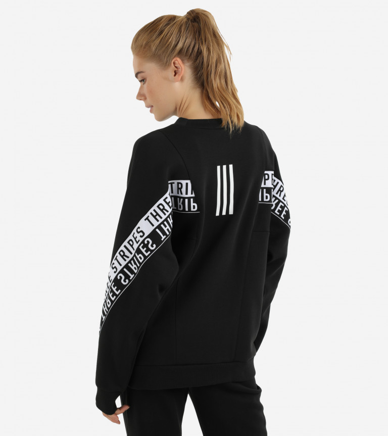Свитшот женский adidas 3-Stripes Wording Crew арт. GF6987 черный цвет ...