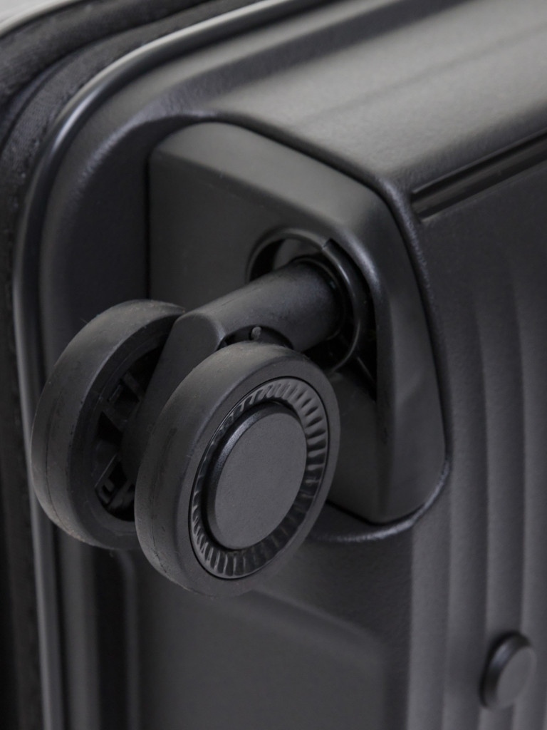 Чемодан Robinzon черный цвет — купить за 23900 руб., отзывы в интернет-магазине Спортмастер (Нет ...