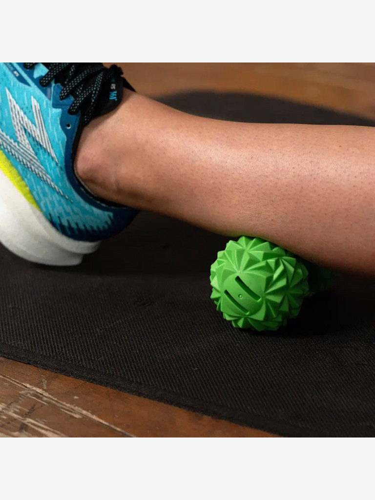 Мяч массажный сдвоенный PRCTZ DUAL MASSAGE BALL зеленый цвет — купить ...