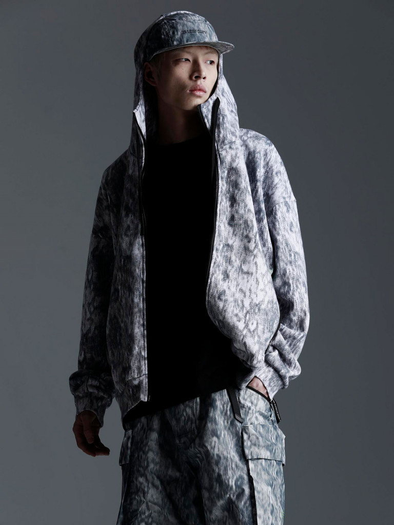 Бейсболка KRAKATAU Flat Brim арт. PU60A серый принт цвет — купить за 1749 руб. со скидкой 50 % ...