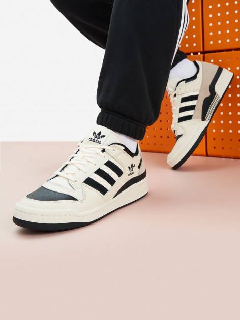 Кеды мужские adidas Forum Low CL арт. IG3901 бежевый/черный цвет ...