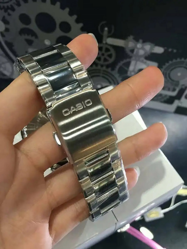 Наручные часы Casio MTP-E130D-2A Серебряный цвет — купить за 15550 руб. со скидкой 36 %, отзывы ...